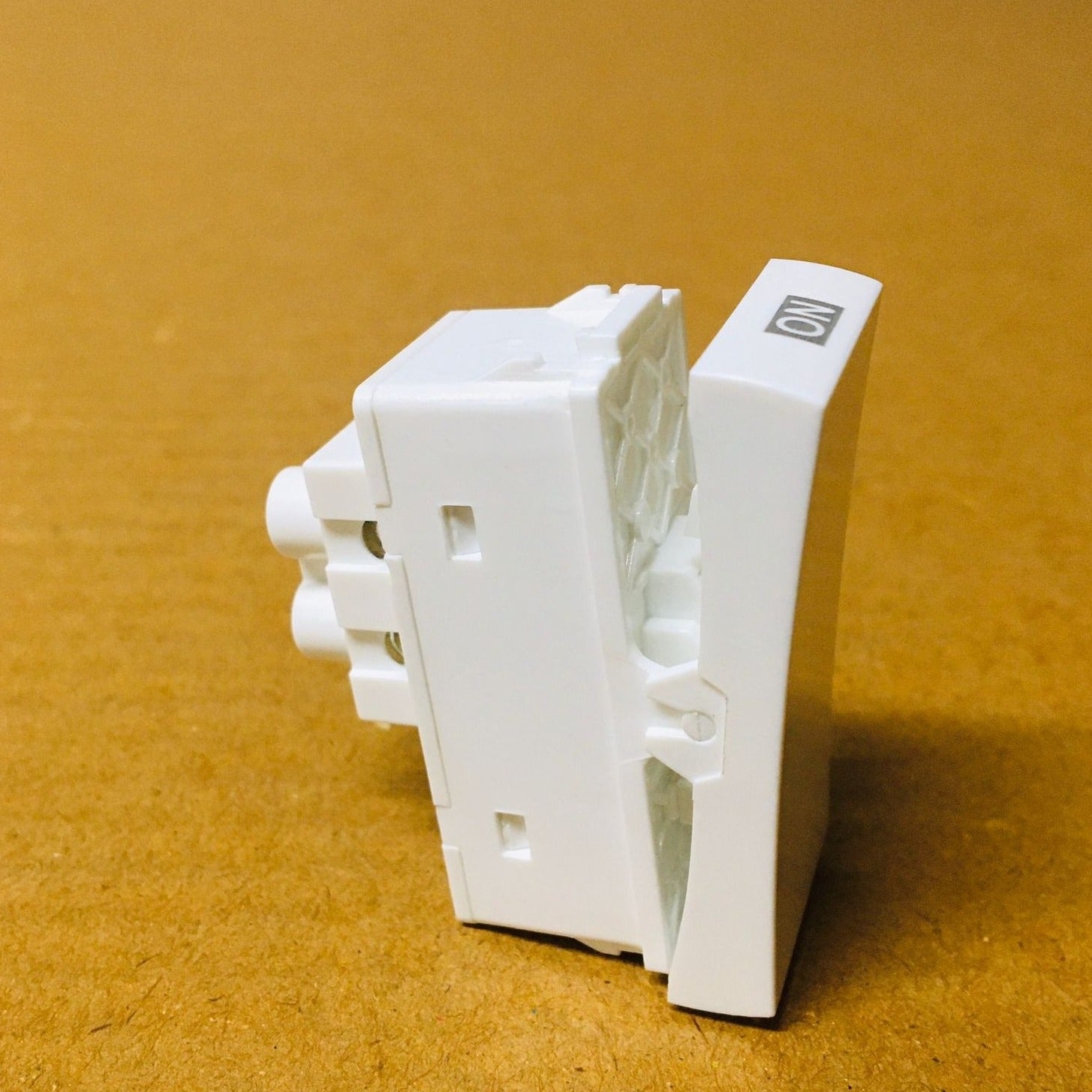 Havells Crabtree Athena Classic 16 AX - ( 1 & 2 ) Way Indicator Switch ...