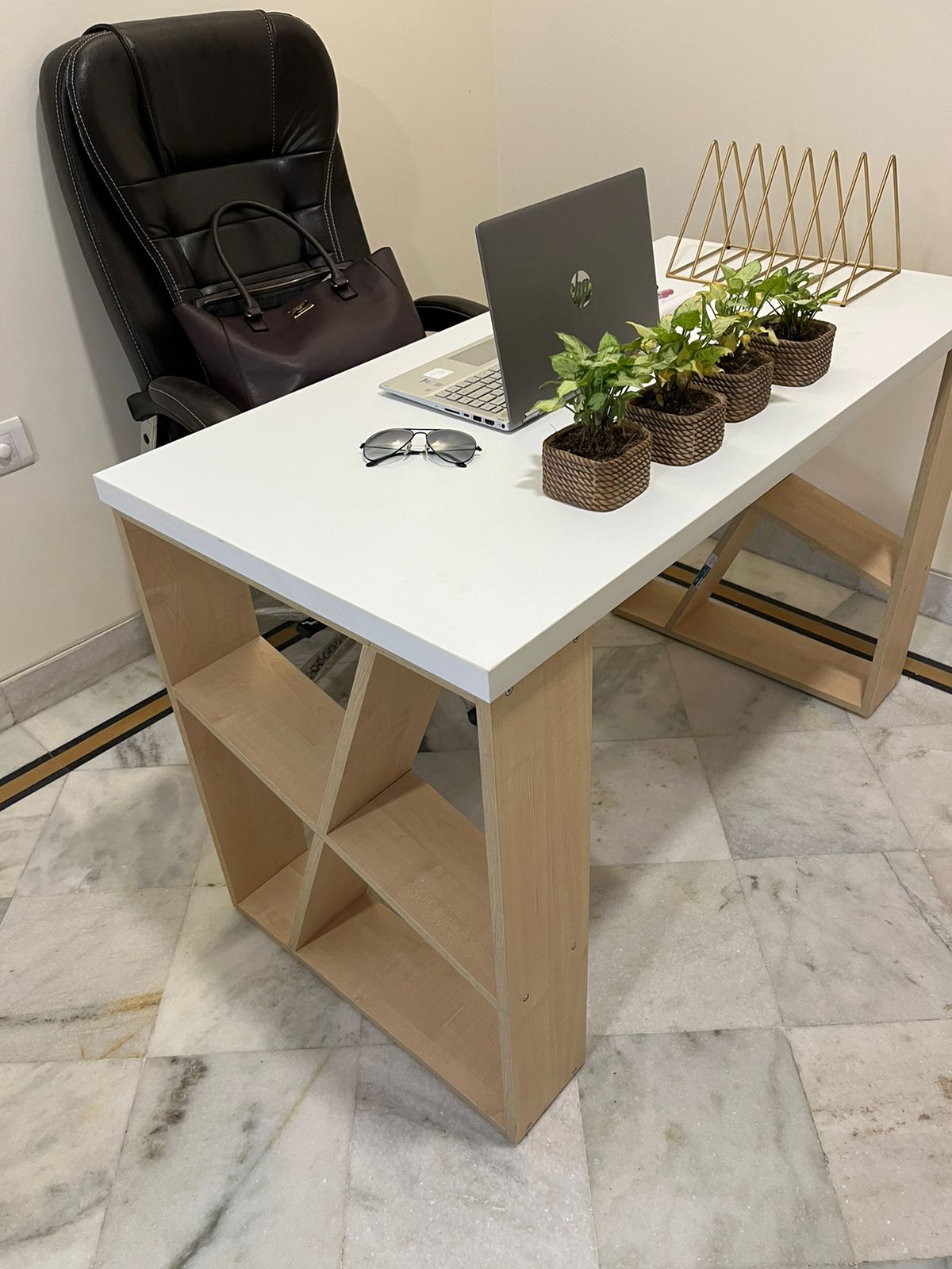 Modern & Classy Architectural Design Home/Office Desk Utility Table By ...