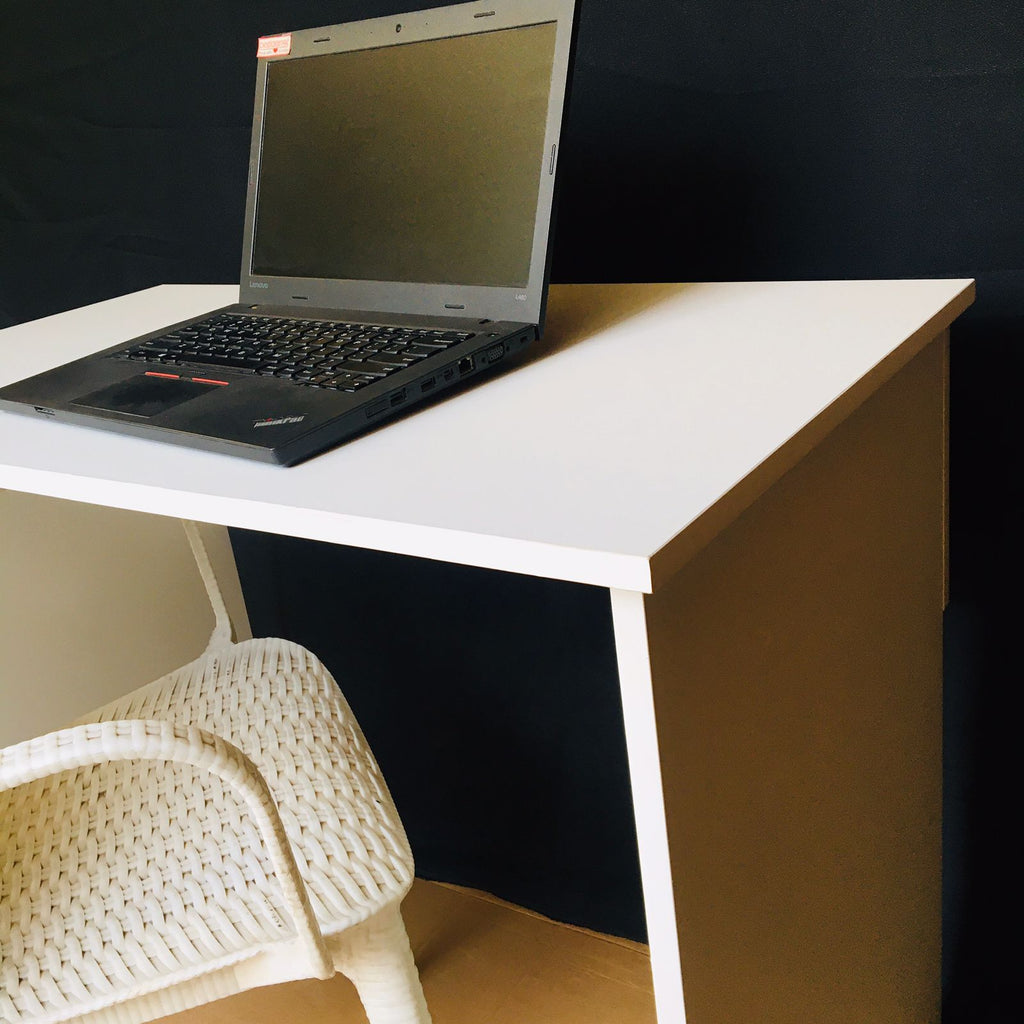 Simple And Classy Home/Office Laptop Desk Utility Table By Miza ...